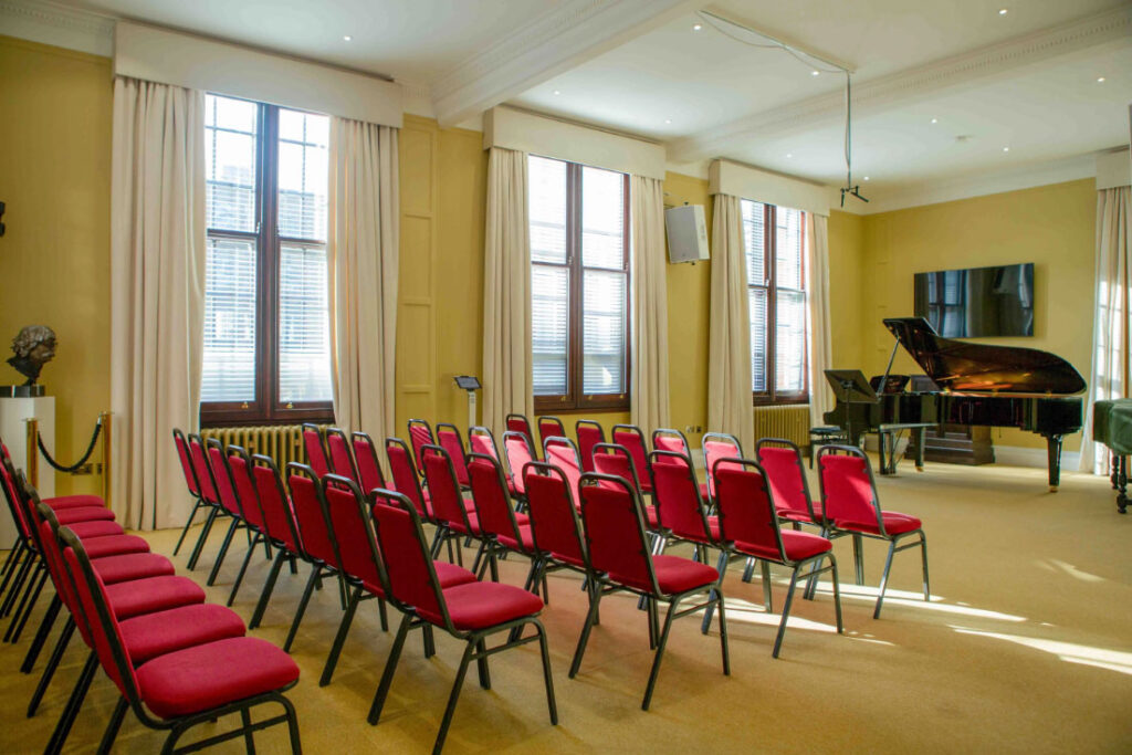 Classical Voice Training - Singing and Teaching Singing